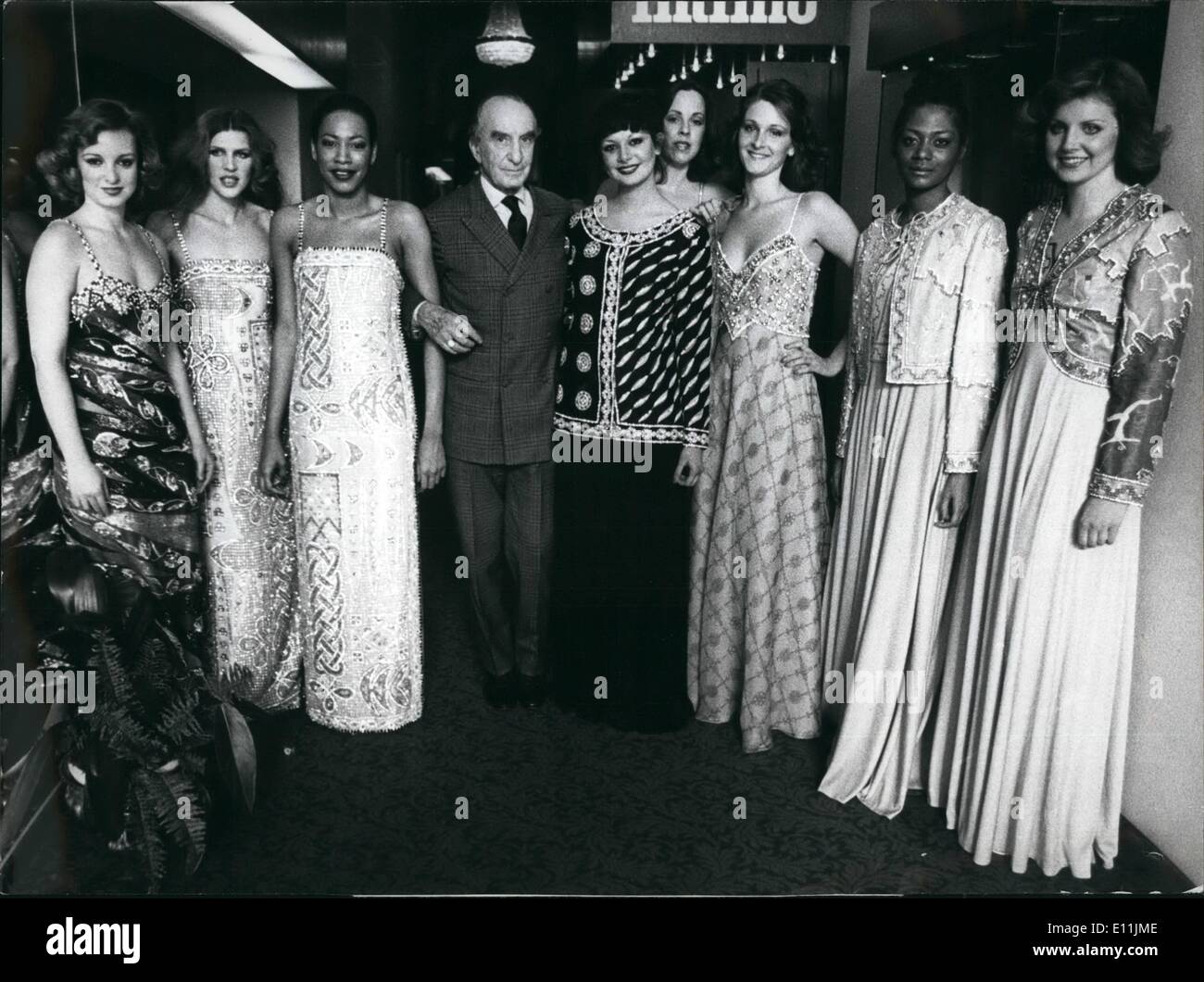 American couturier hi-res stock photography and images - Alamy