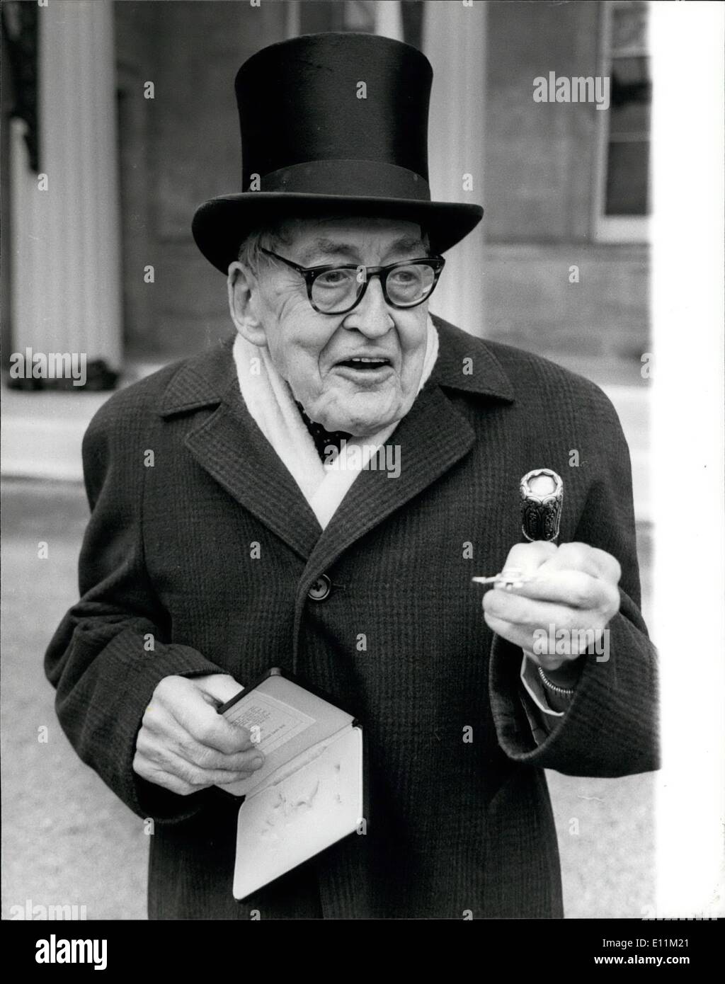 Toad of toad hall hi-res stock photography and images - Alamy