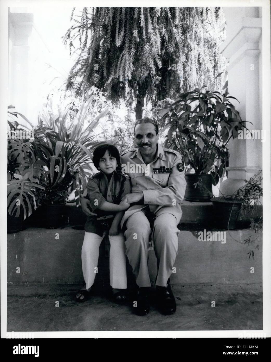 Nov. 11, 1978 - Gen. Zia. UL Haq of Pakistan and daughter Zian (6 ...