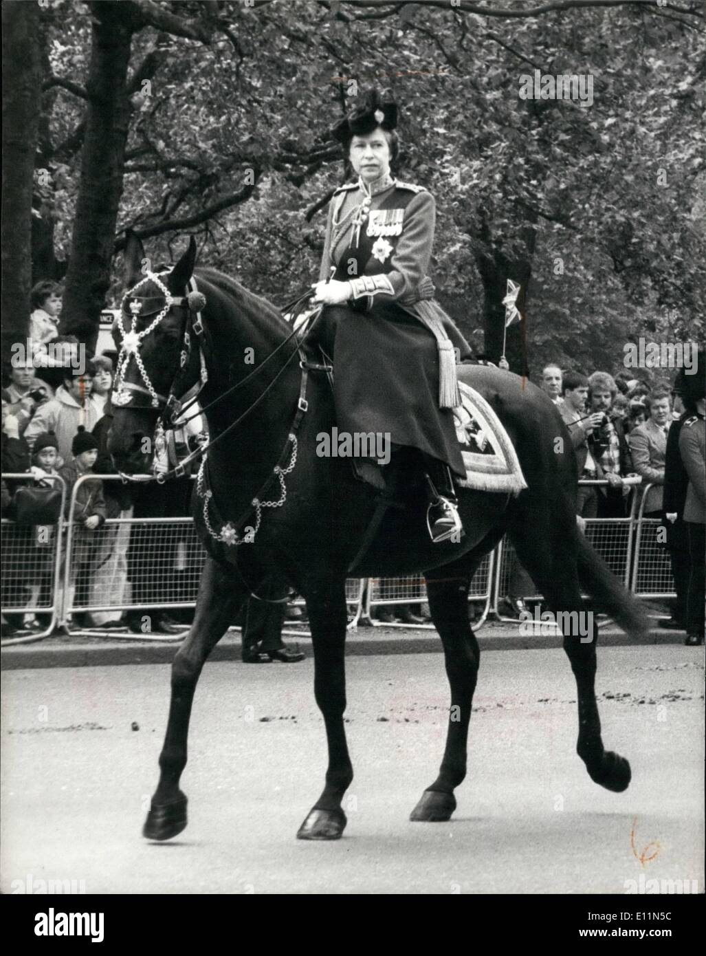 Trooping Colour Photo Shows High Resolution Stock Photography and ...
