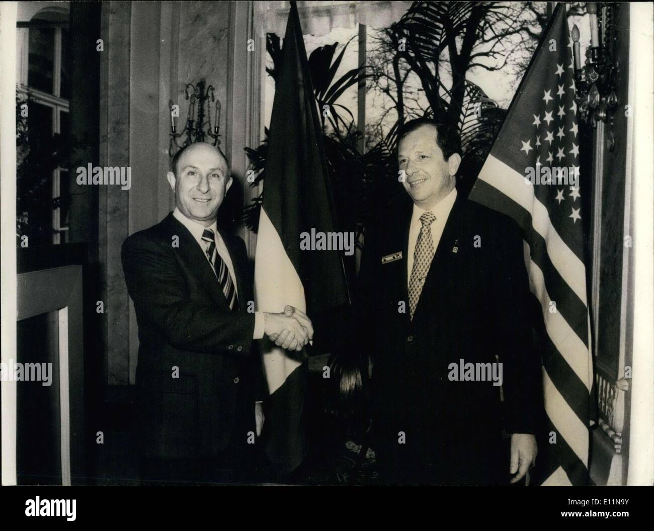 Mar. 29, 1979 - Renault's Francois Zannotti with Mack's Jack Curcio ...