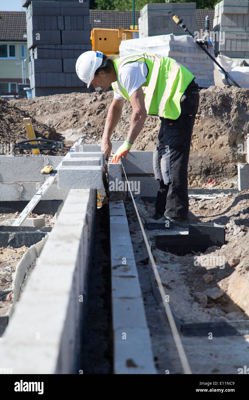Brick foundations hi-res stock photography and images - Alamy