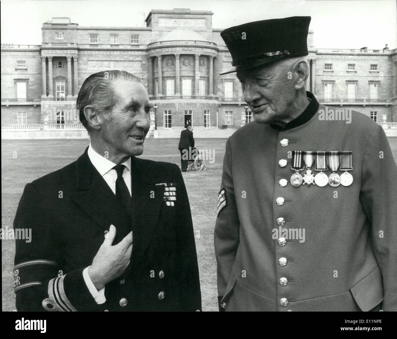 Not forgotten association annual garden party hi-res stock photography ...