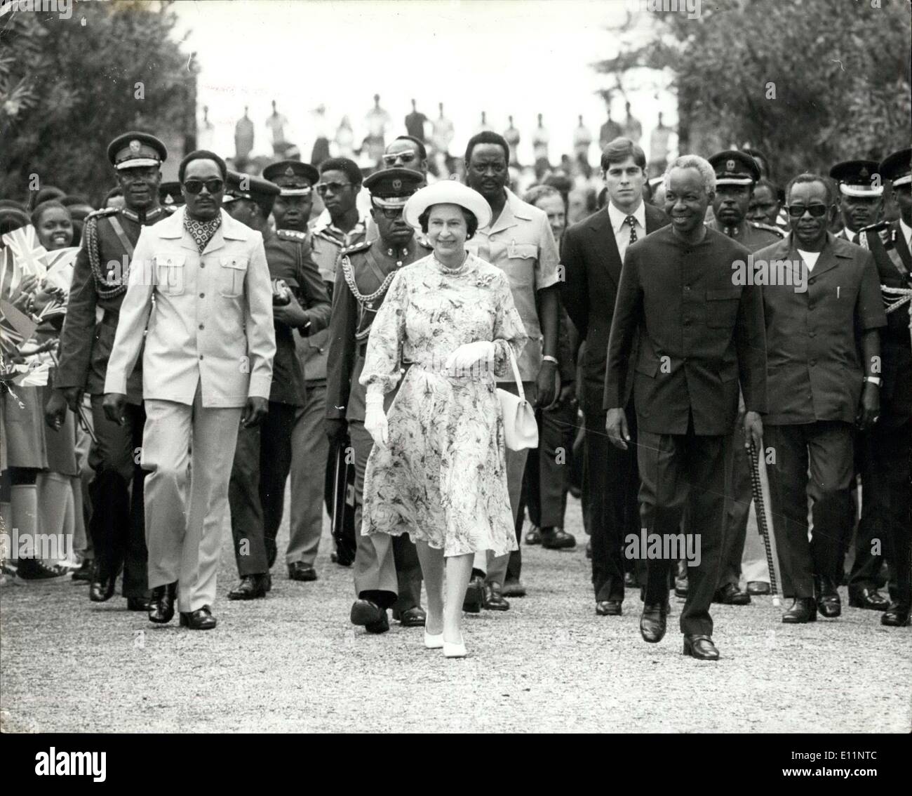 The queen in tanzania hi-res stock photography and images - Alamy