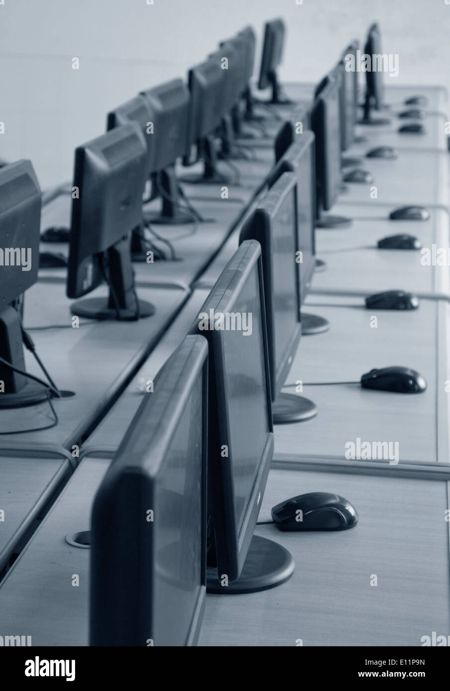 computer room Stock Photo - Alamy