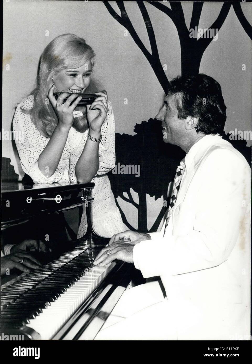 Sep. 06, 1979 - Albert Raisner and Fianc?e, Brigitte Konjovic Stock ...