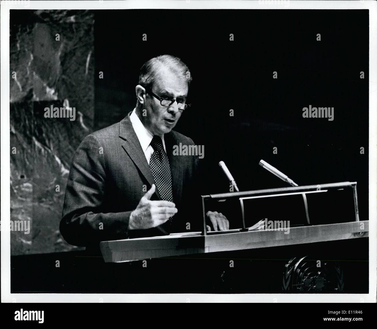 Cyrus vance hi-res stock photography and images - Alamy