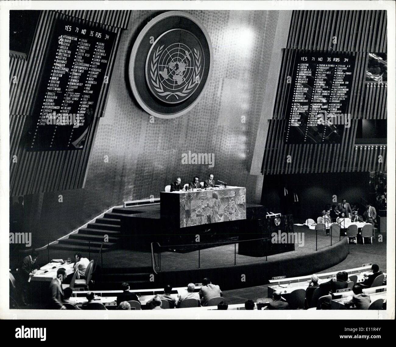 1979 un general assembly opening session hi-res stock photography and ...