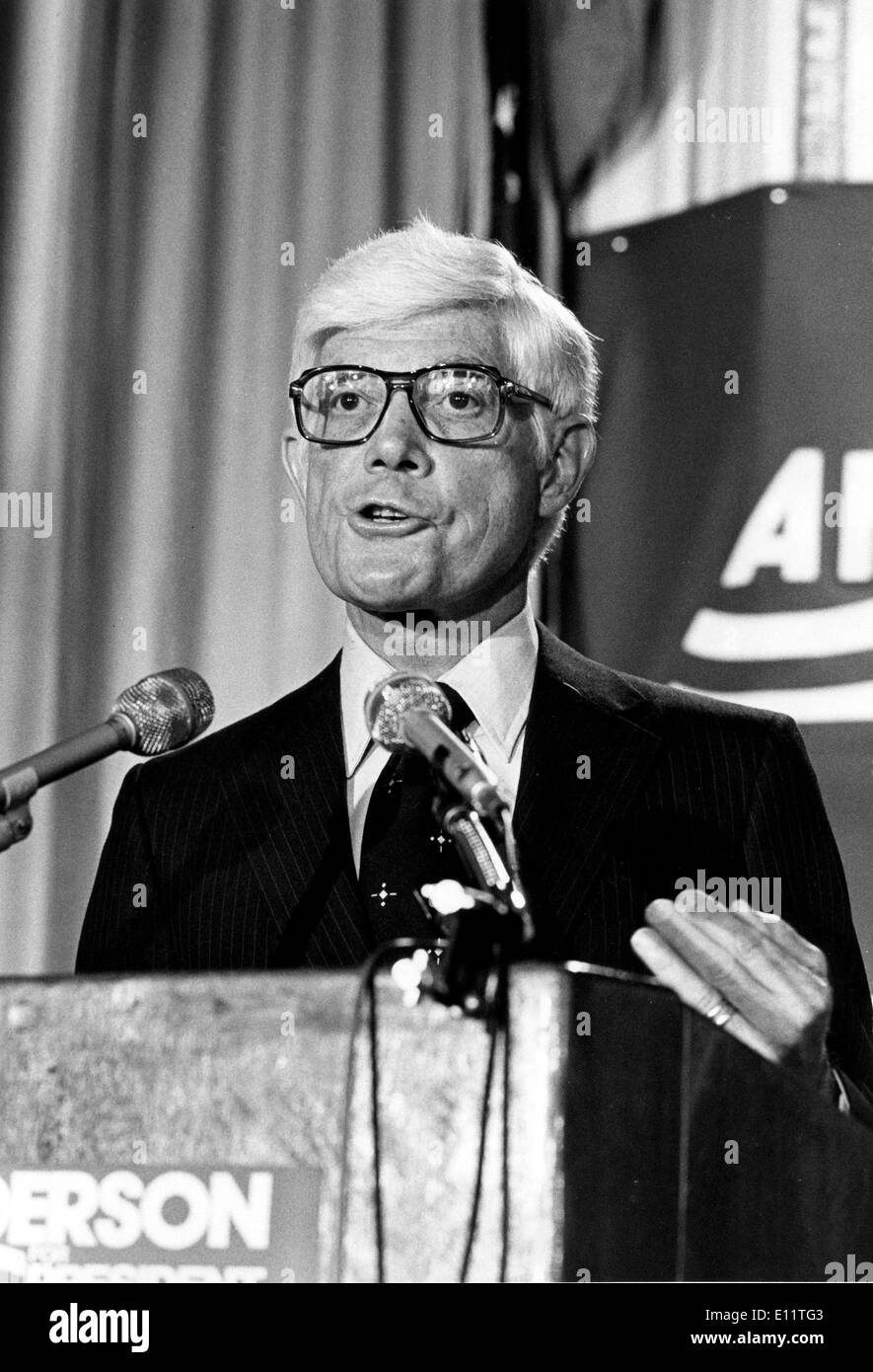 Candidate John B. Anderson speaks in New York Stock Photo - Alamy