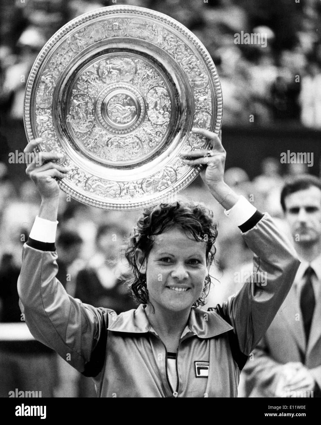 Tennis player Evonne Goolagong wins at Wimbledon Stock Photo - Alamy