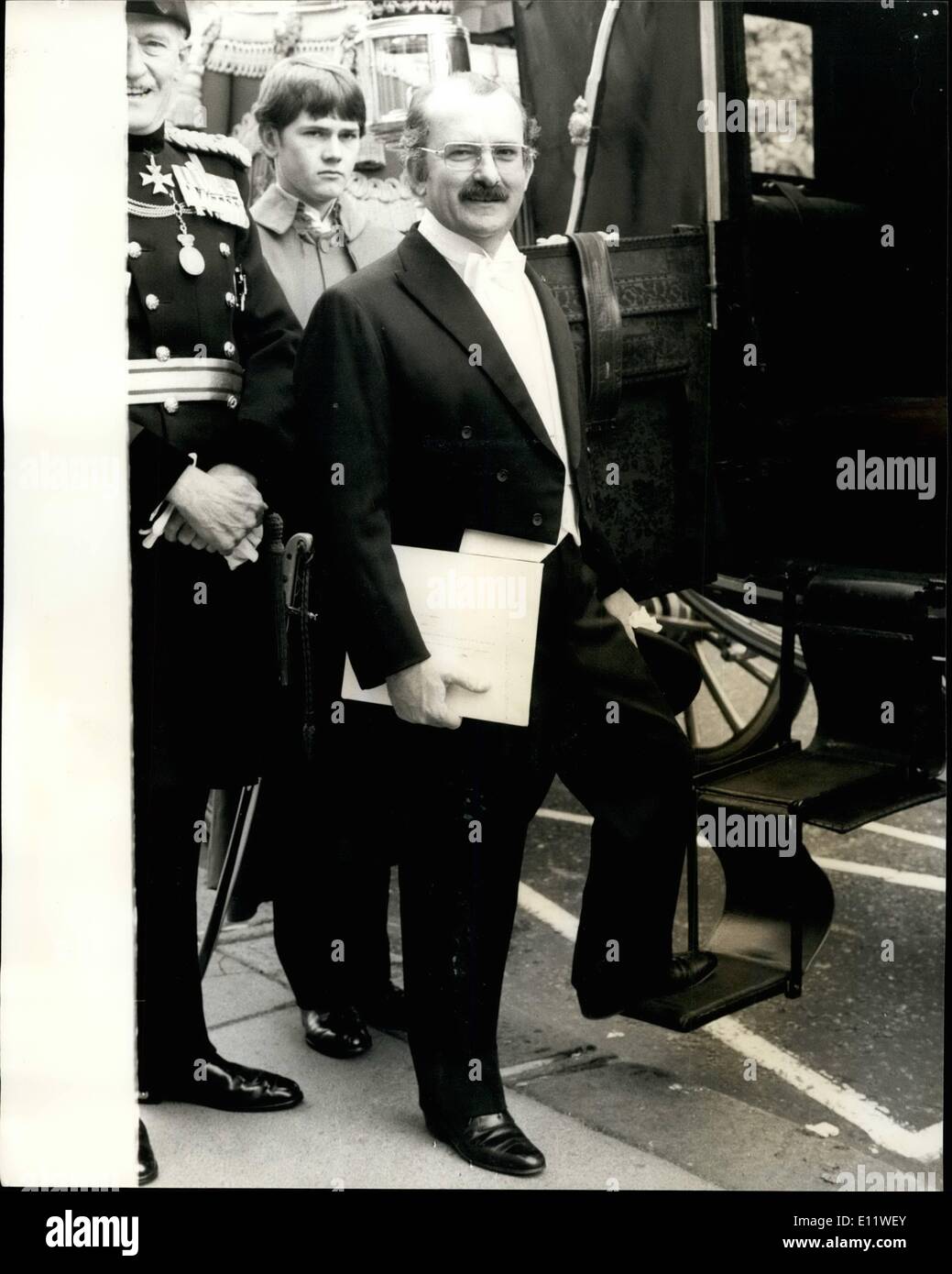 May 07, 1980 - May 7th 1980 The Bolivian Ambassador presents his ...