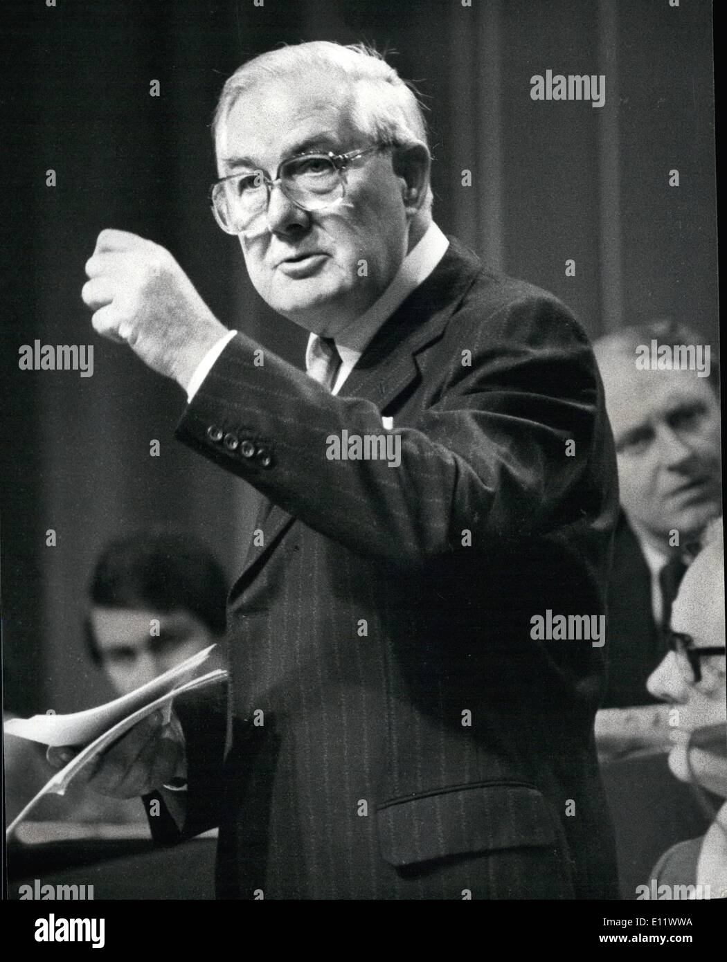 Attack 1980 hi-res stock photography and images - Alamy