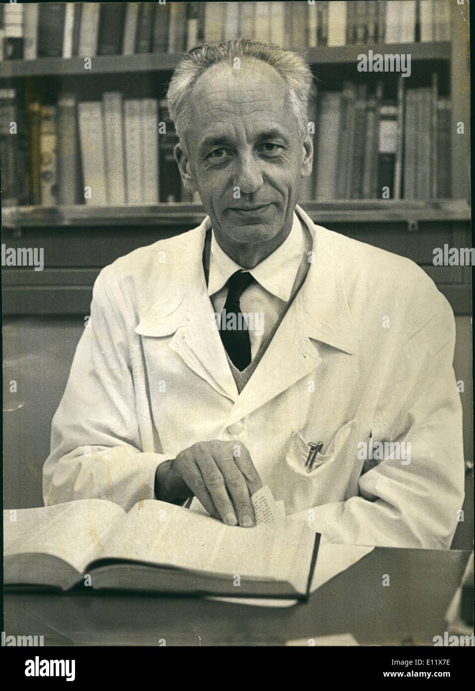 Won 1980 nobel prize hi-res stock photography and images - Alamy