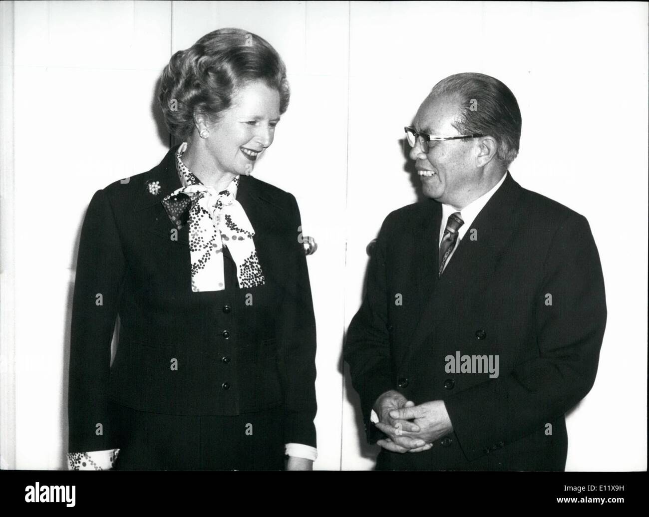 Oct. 10, 1980 - Chinese Foreign Minister Mr. Huang Hua Calls On Mrs ...