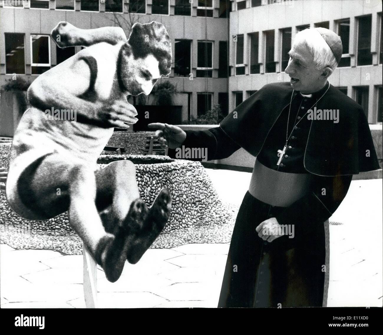 Cardinal basil hume hi-res stock photography and images - Alamy