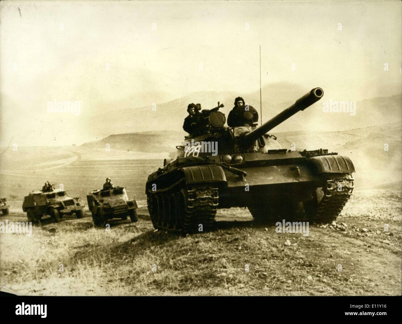 Soviet soldiers hi-res stock photography and images - Alamy