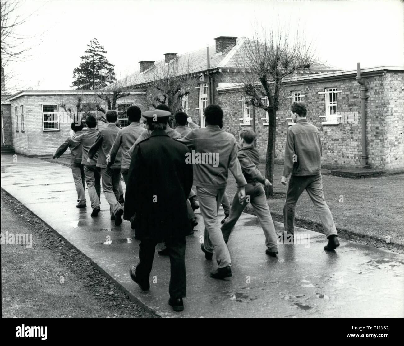 Inmates working hi-res stock photography and images - Alamy