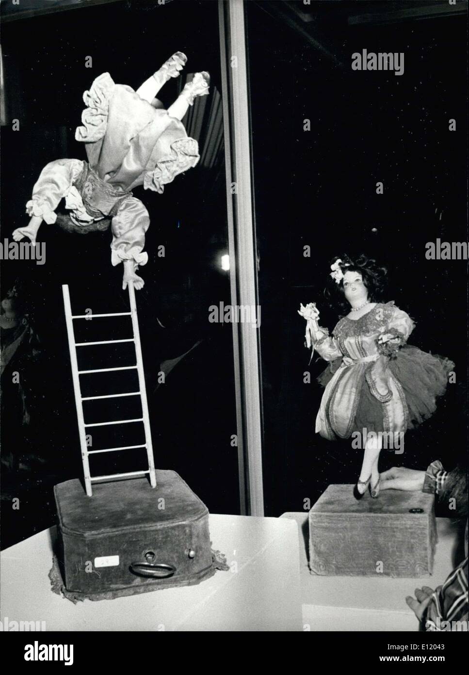 Apr. 16, 1981 - Antique Acrobat and Ballerina Dolls from the 19th ...