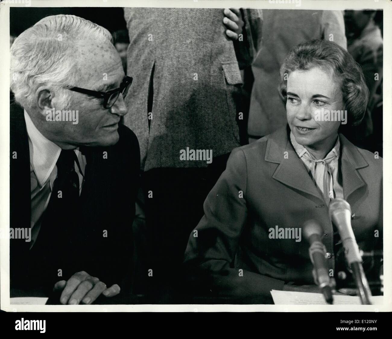 Sandra barry hi-res stock photography and images - Alamy