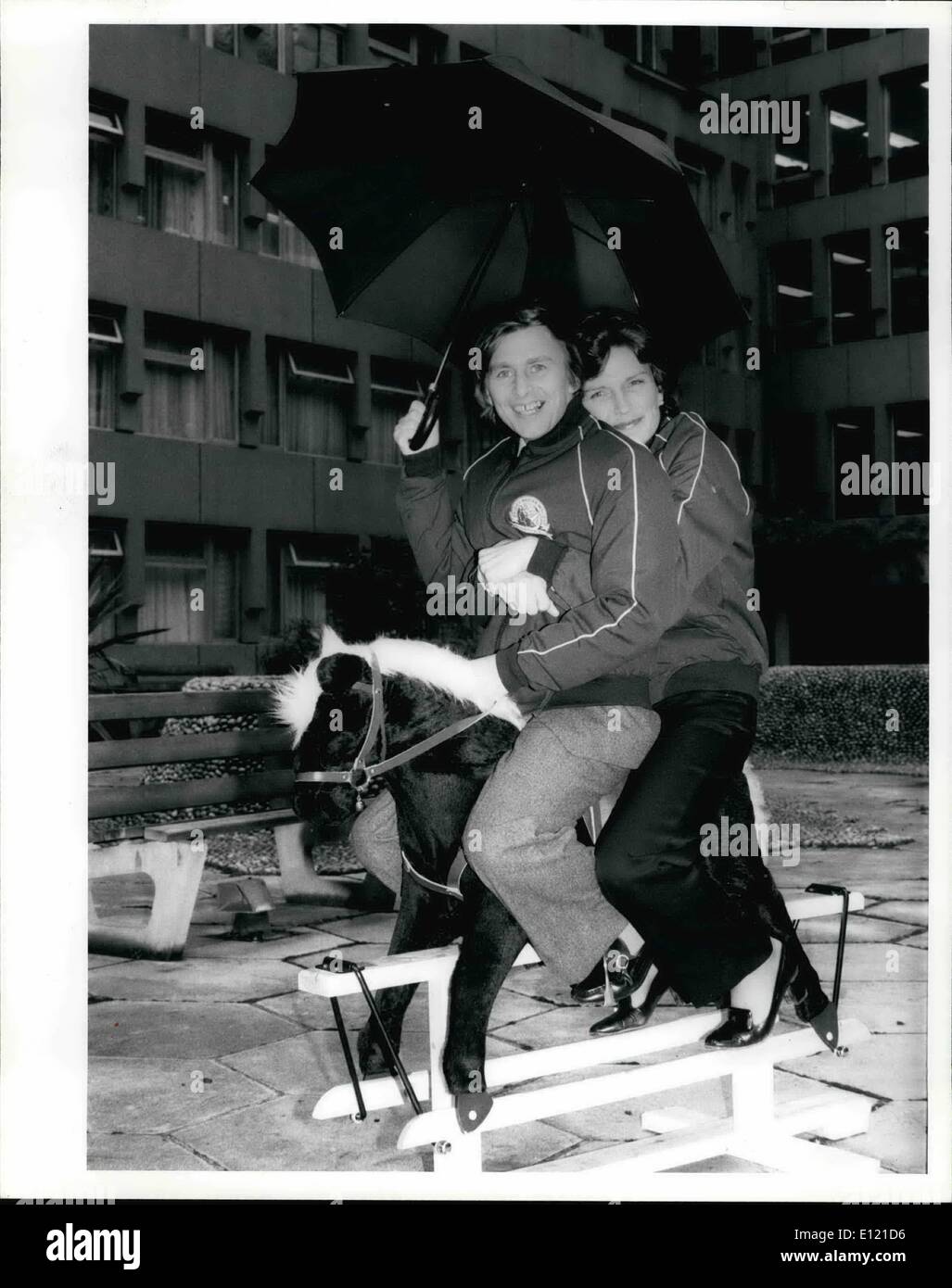 British commentator hi-res stock photography and images - Alamy