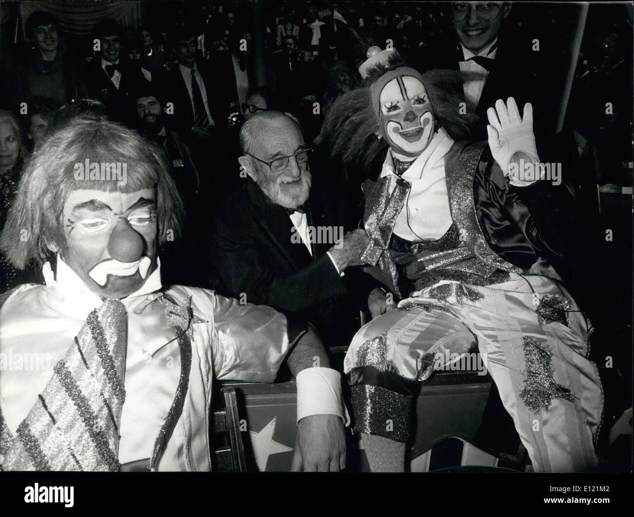 Nov. 22, 1981 - They are under the Pinder-Jean Richard Circus tent on ...