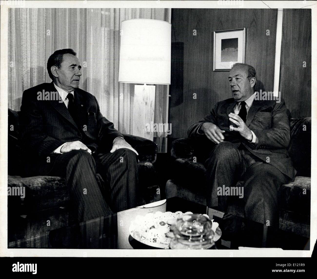 George schultz hi-res stock photography and images - Alamy