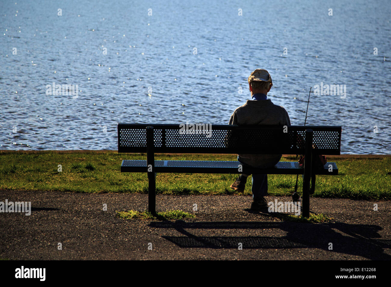 Biting bench hi-res stock photography and images - Alamy