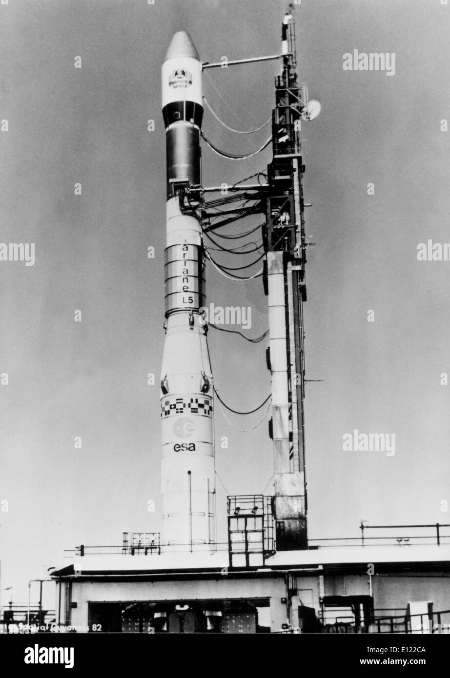 Space rocket launch from Black and White Stock Photos & Images - Alamy