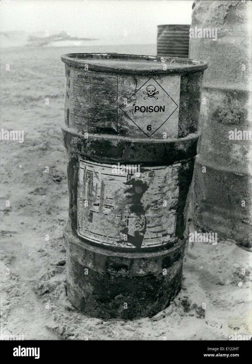 1983 cyanide hi-res stock photography and images - Alamy