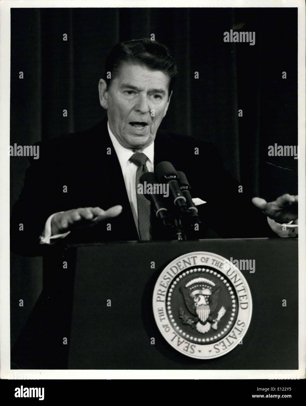 1983 conference hi-res stock photography and images - Alamy