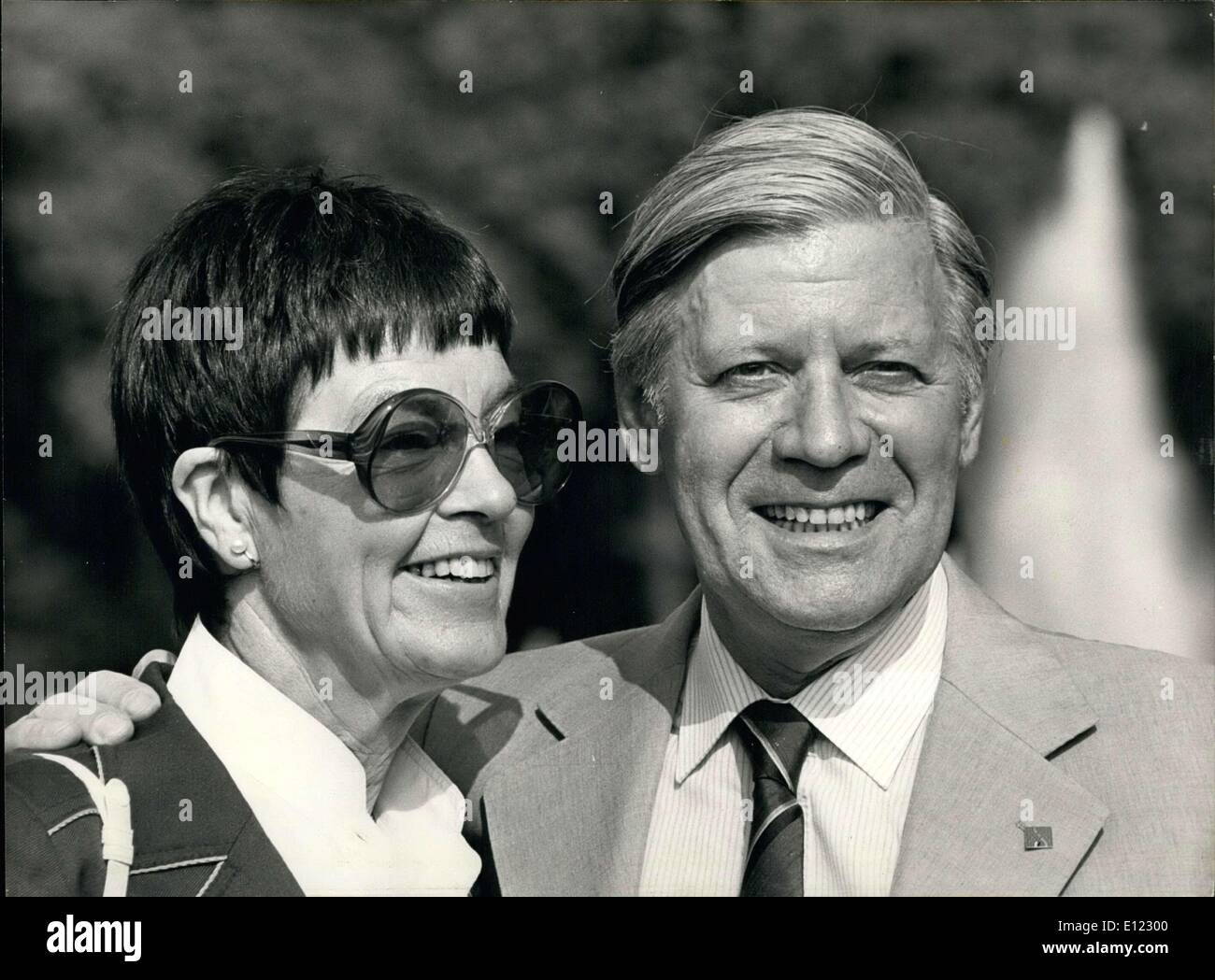 Jun. 06, 1982 - Helmut Schmit & Wife Photographed at Versailles During ...