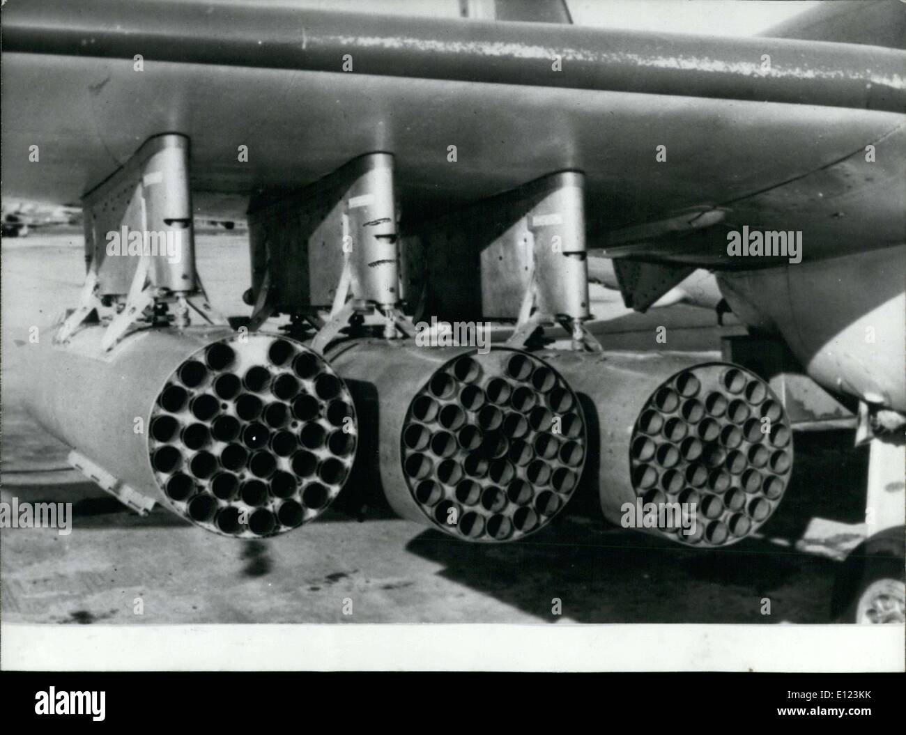 Attack planes hi-res stock photography and images - Alamy