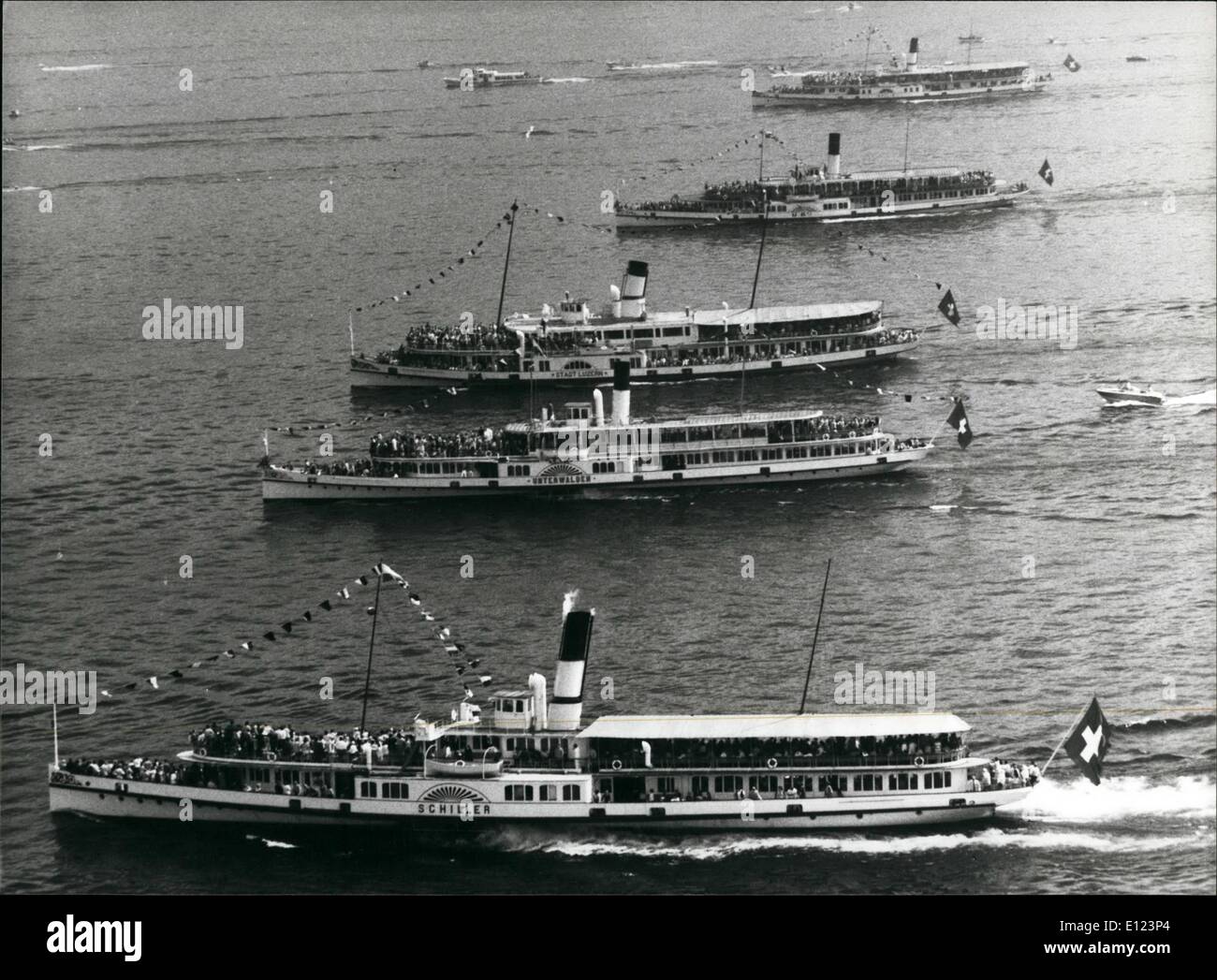 May 05, 1985 - Steamer-Parade on the Lake of Luzern: All the steamers ...
