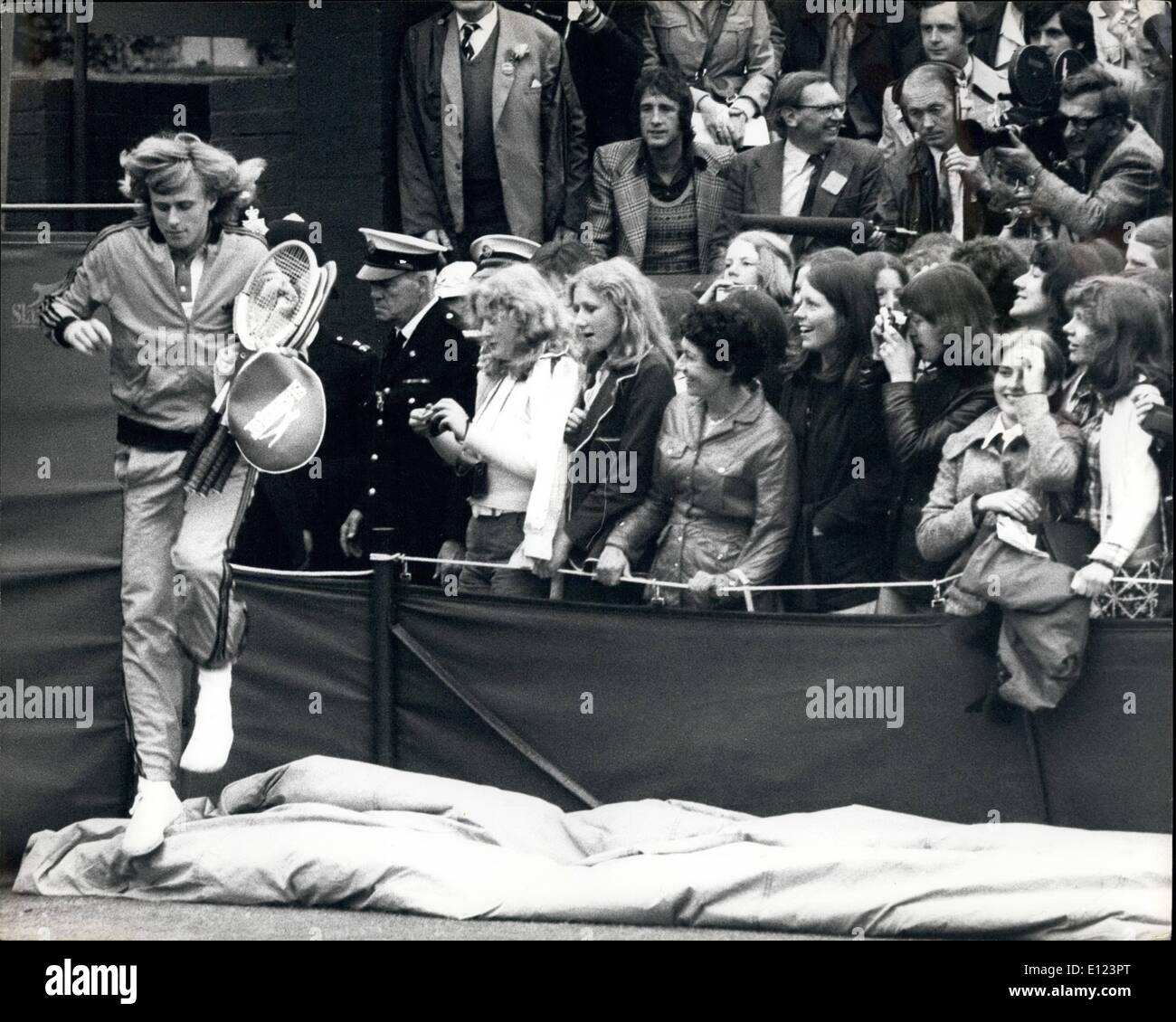 Bjorn borg wimbledon hi-res stock photography and images - Alamy