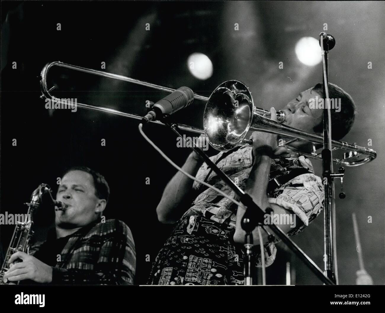 Slicka hi-res stock photography and images - Alamy