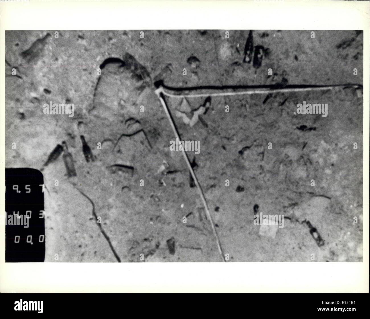 Titanic at bottom of ocean hi-res stock photography and images - Alamy