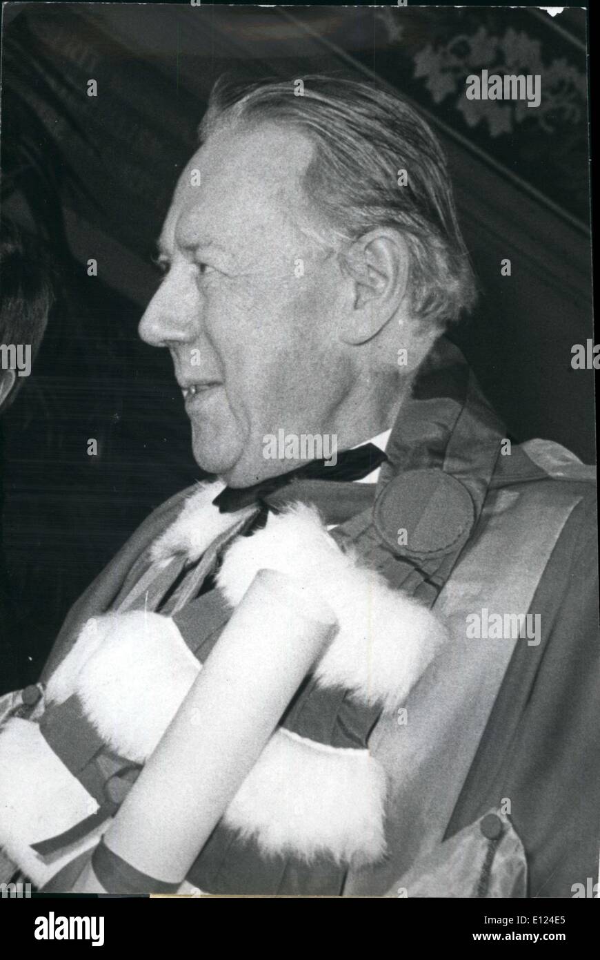 Oct. 18, 1984 - Professor Richard Stone Winner Noble Prize for ...