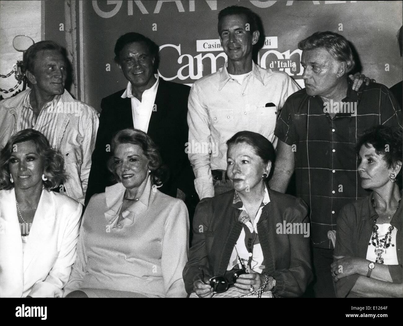 Jun. 06, 1989 - ''Viva Hollywood'' Old stars of the famous Hollywood ...