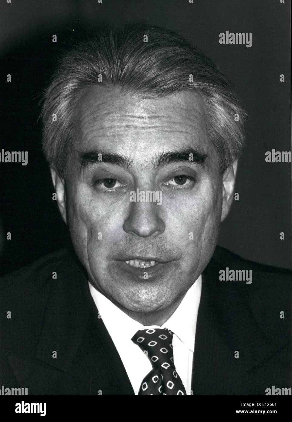 Ambassador richard burt hi-res stock photography and images - Alamy