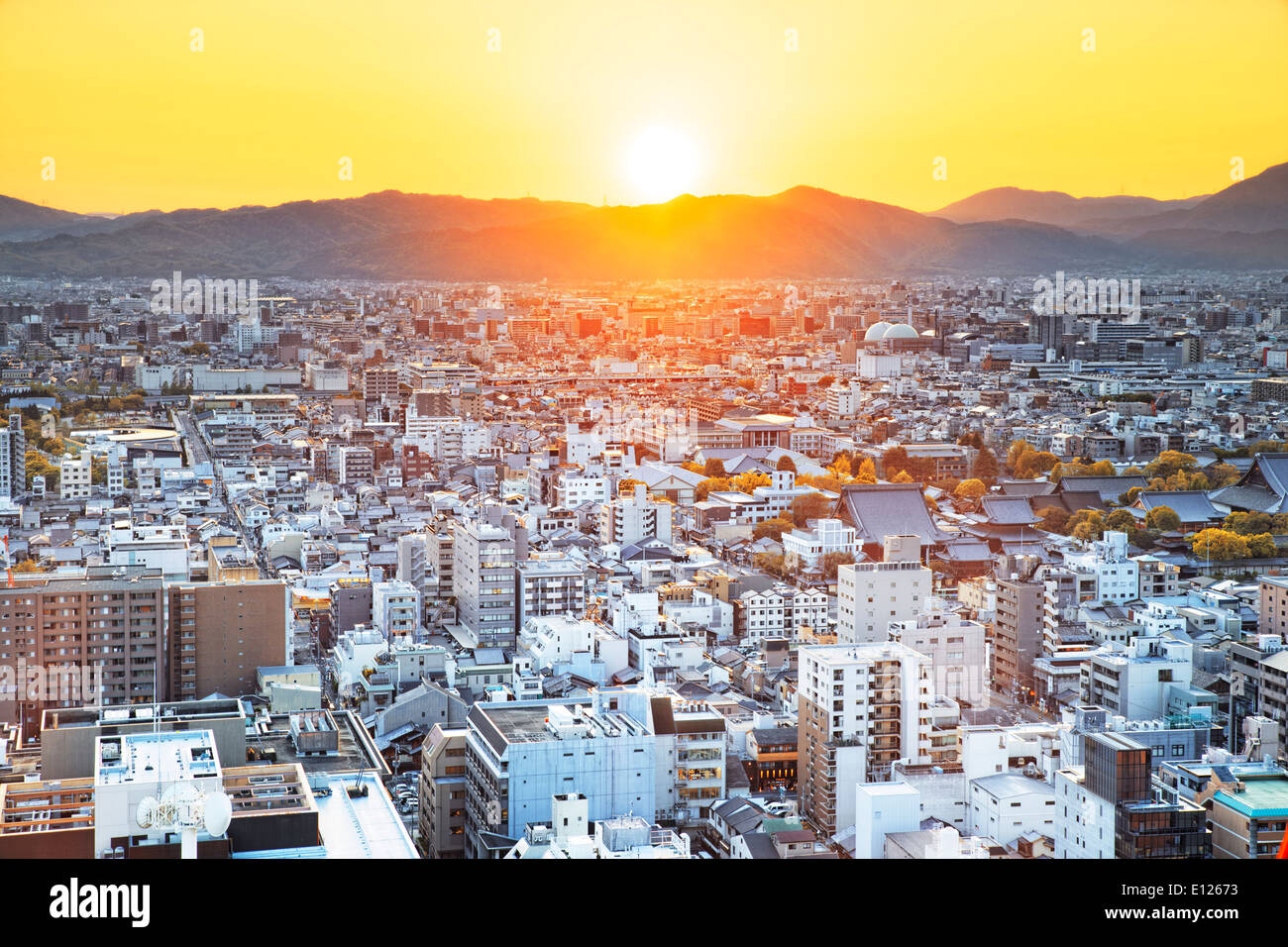 Sunset over kyoto city hi-res stock photography and images - Alamy