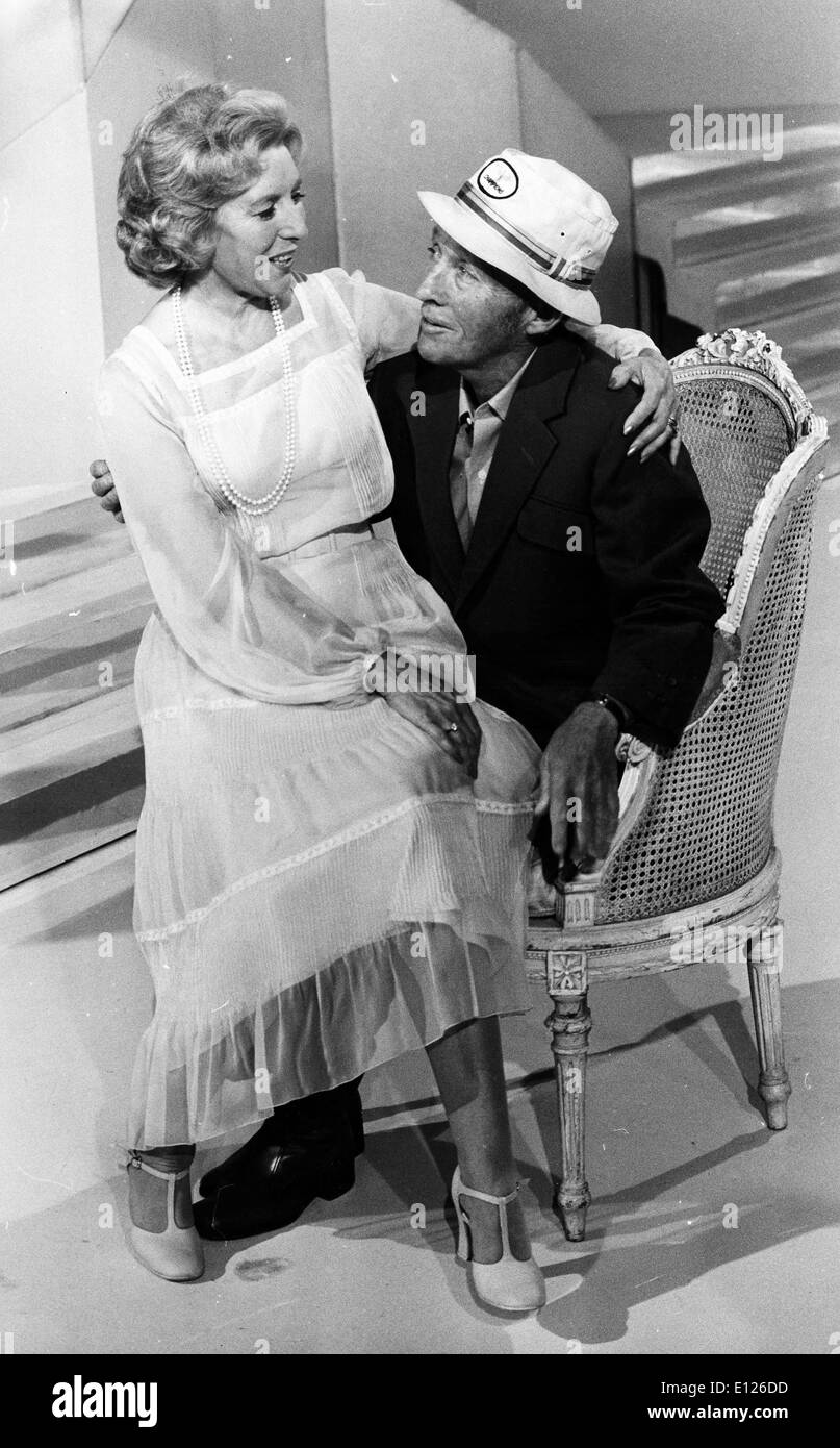 Uk harry lillis bing crosby hi-res stock photography and images - Alamy