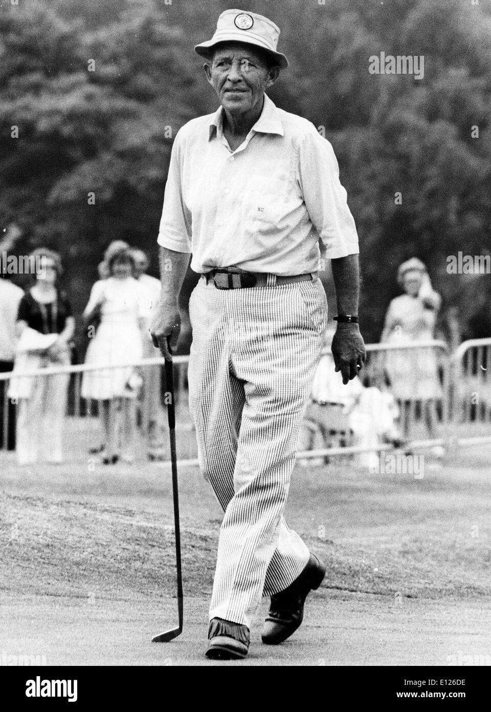 May 15, 2007 - London, England, UK - HARRY LILLIS 'BING' CROSBY (May 2 ...