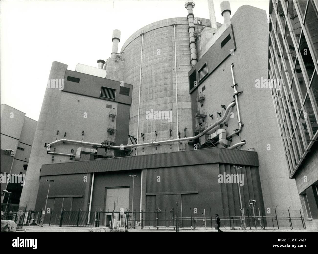 Apr. 04, 1990 - View of the French plutonium-driven nuclear power plant ...