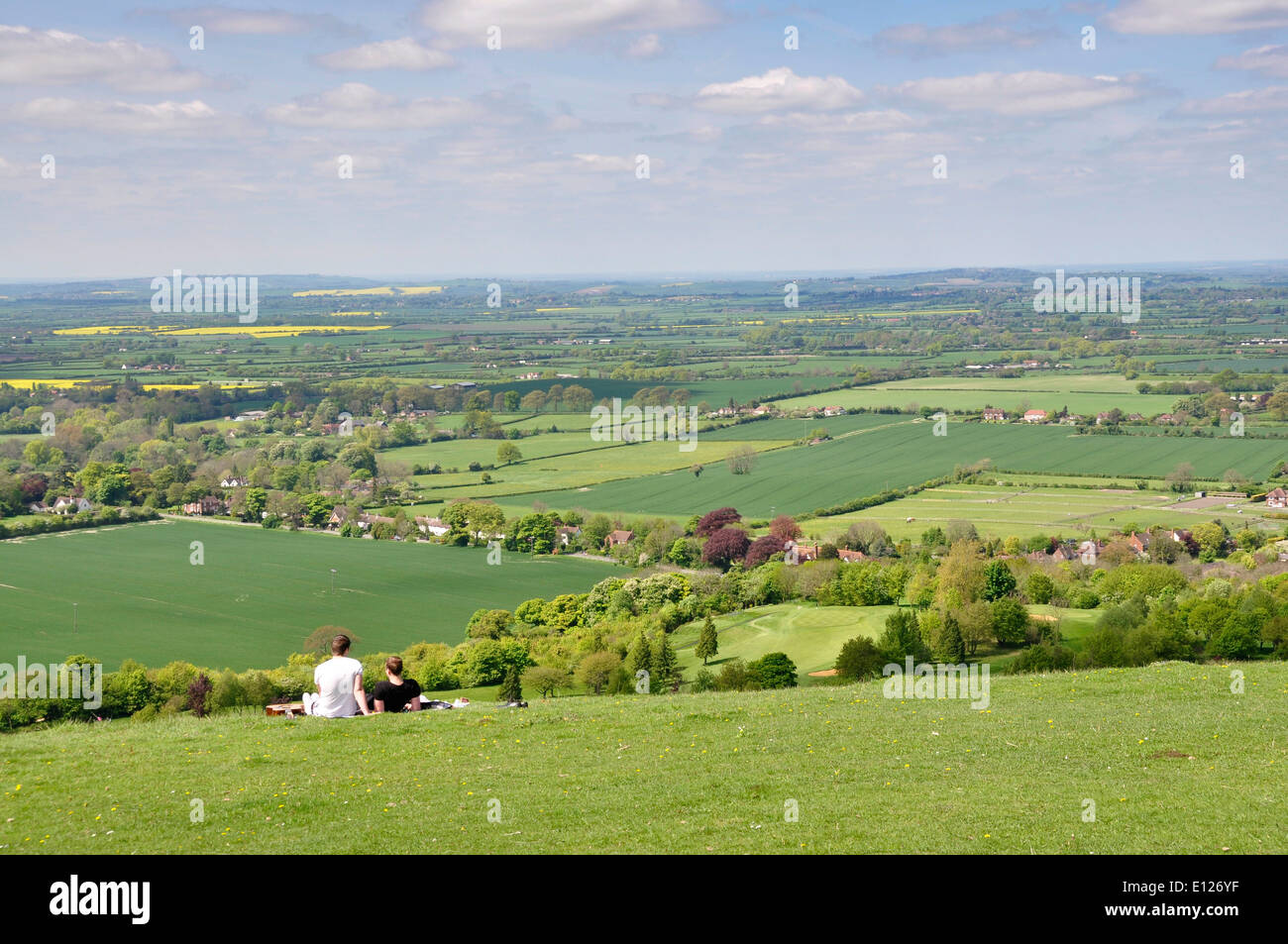 Bucks - Chiltern Hills - Coombe Hill - couple relaxing - enjoying wide ...