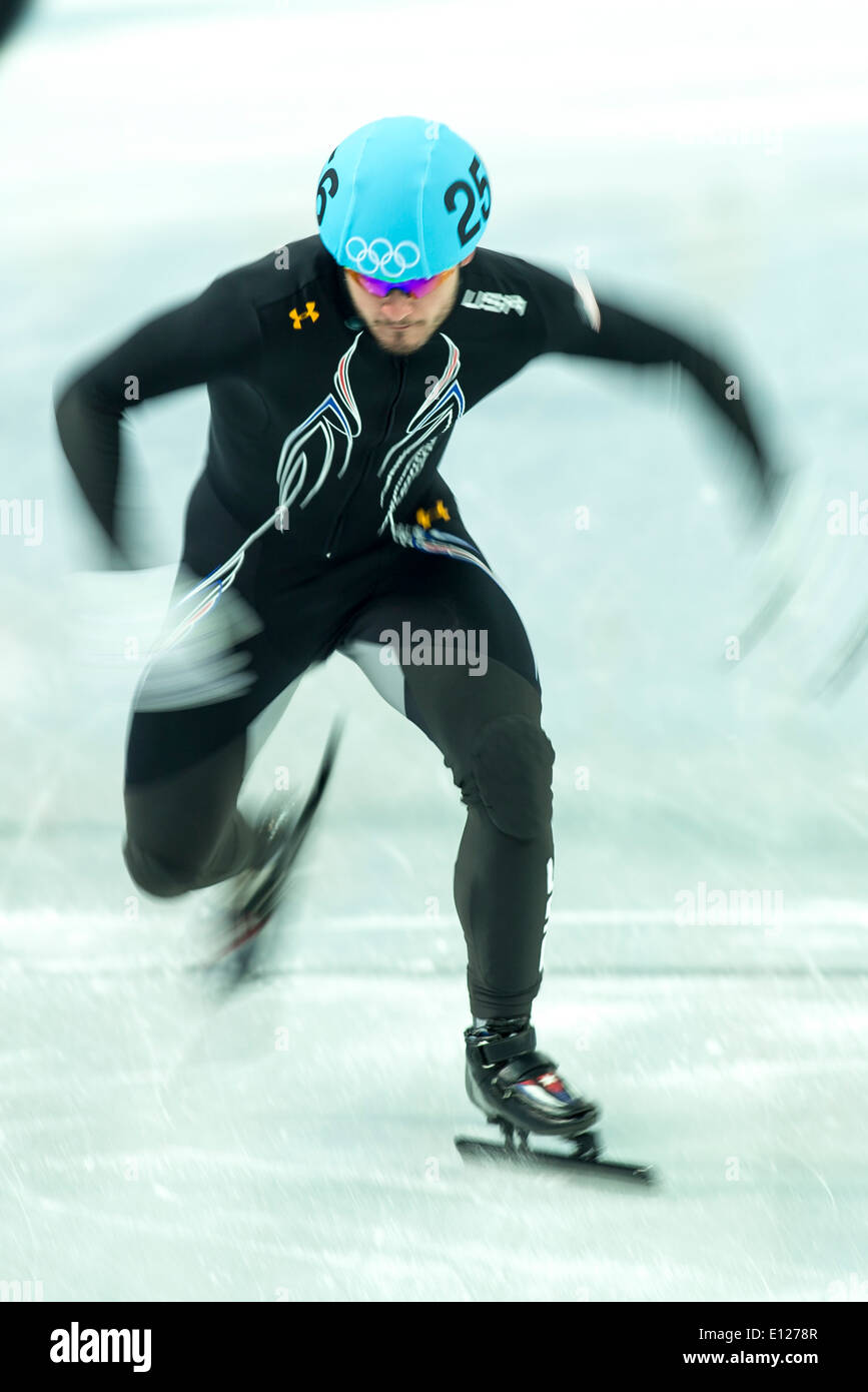 American short track speed skating hi-res stock photography and images ...