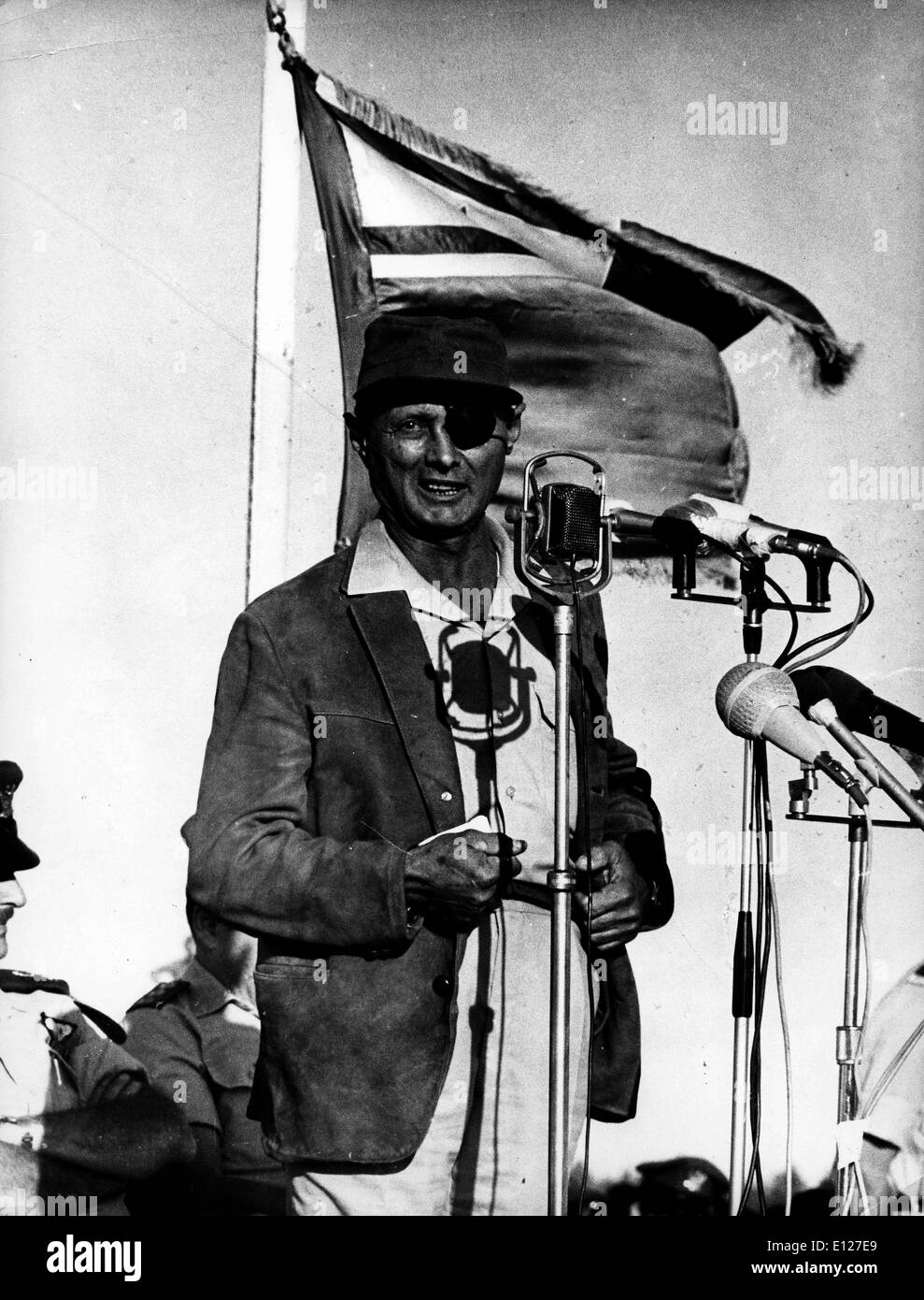 United 16 Black and White Stock Photos & Images - Alamy