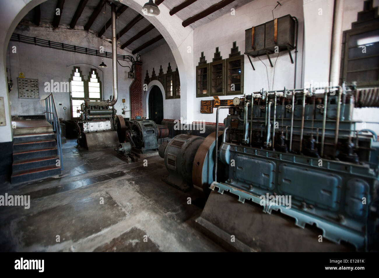 Old machinery hi-res stock photography and images - Alamy