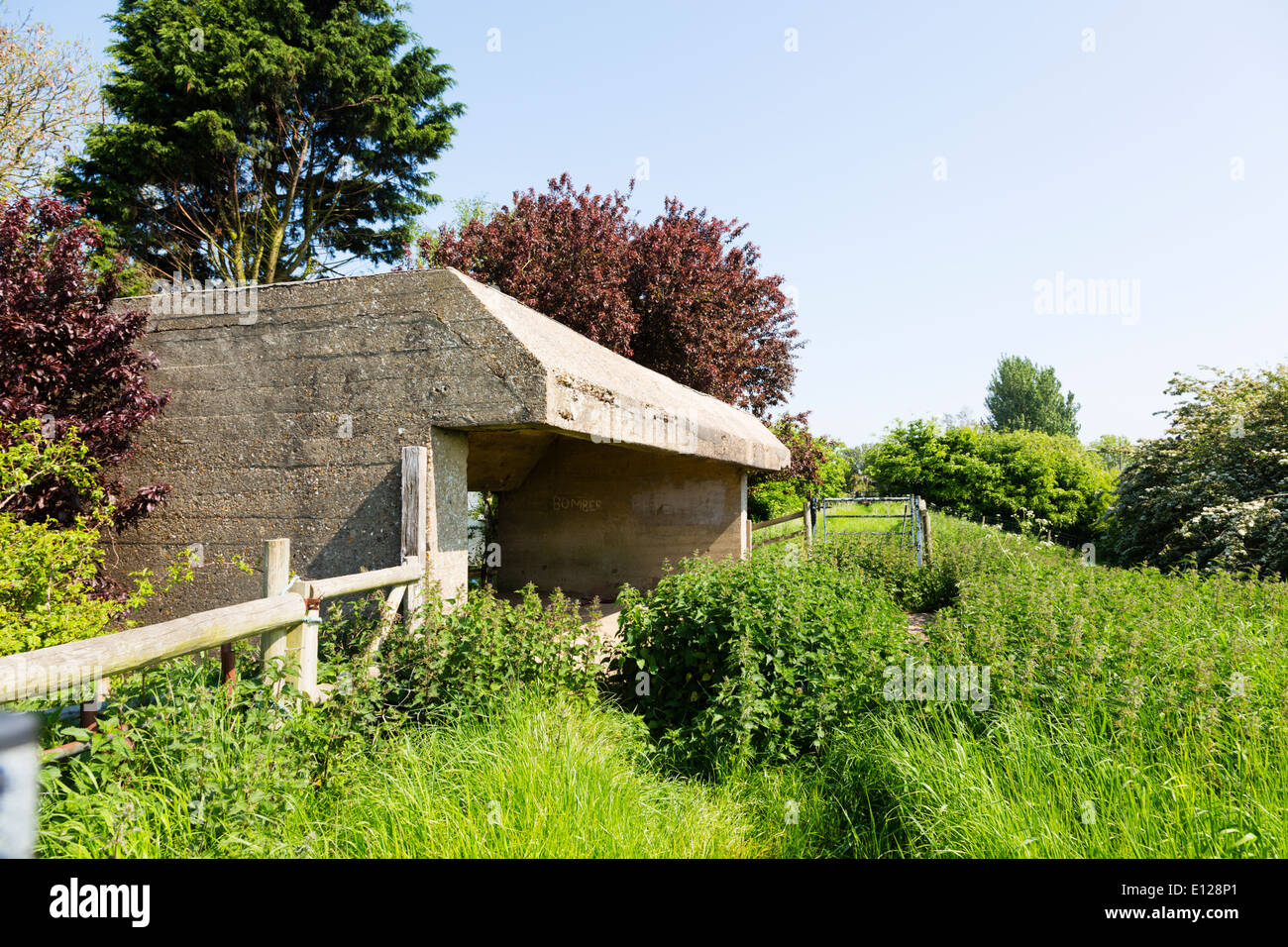 Shore battery gun emplacement, Frieston Shore Battery, Lincolnshire ...