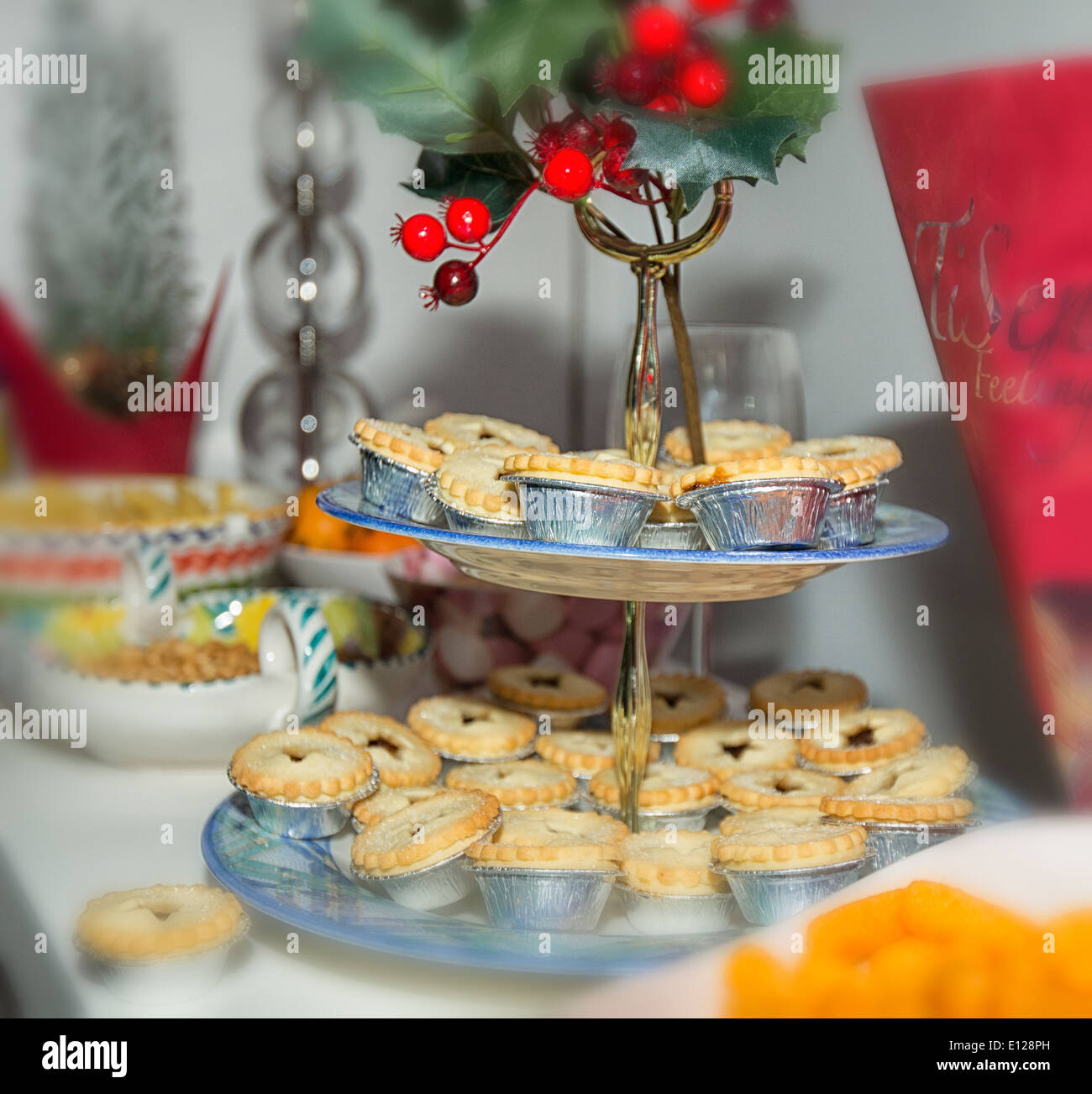 Stand pies hi-res stock photography and images - Alamy