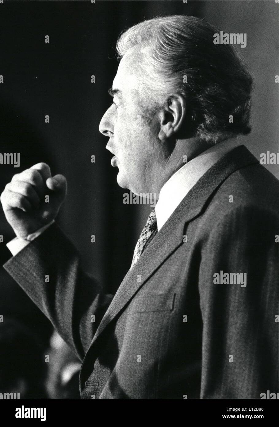 2011 pm whitlam hi-res stock photography and images - Alamy